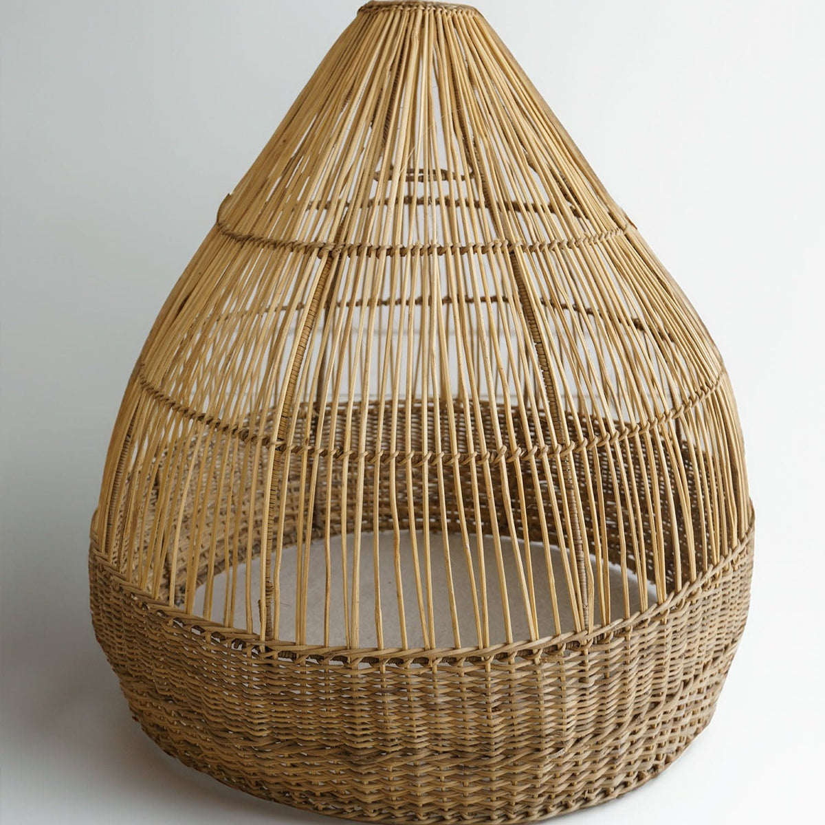 Tear drop weave bottom pendant light – Sugar Apple